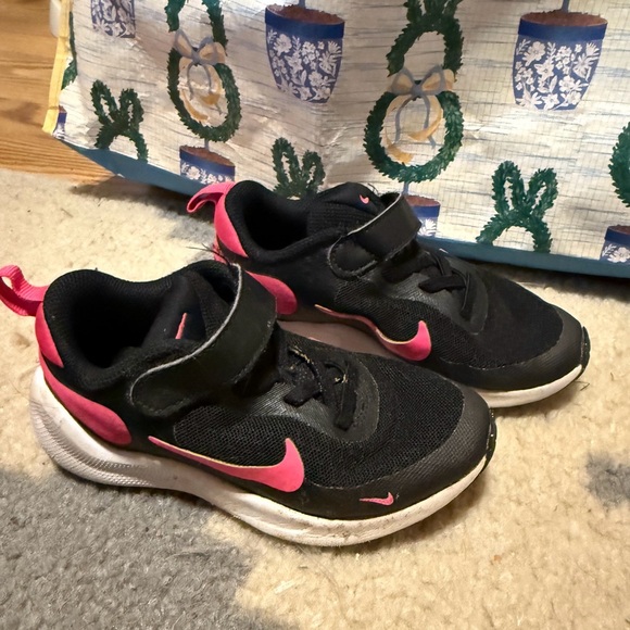 Nike | Shoes | Nike Black And Pink Velcro Sneakers | Poshmark
